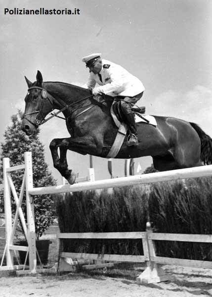 CAV Reparto a cavallo