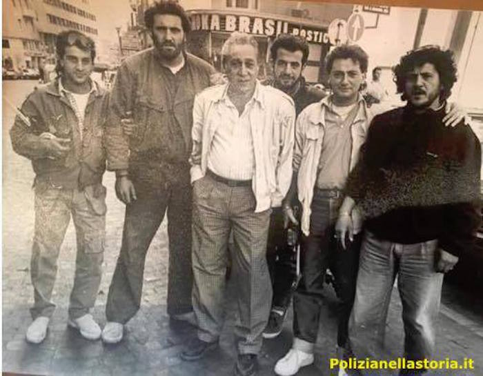 La squadra "Falchi" della questura di Napoli