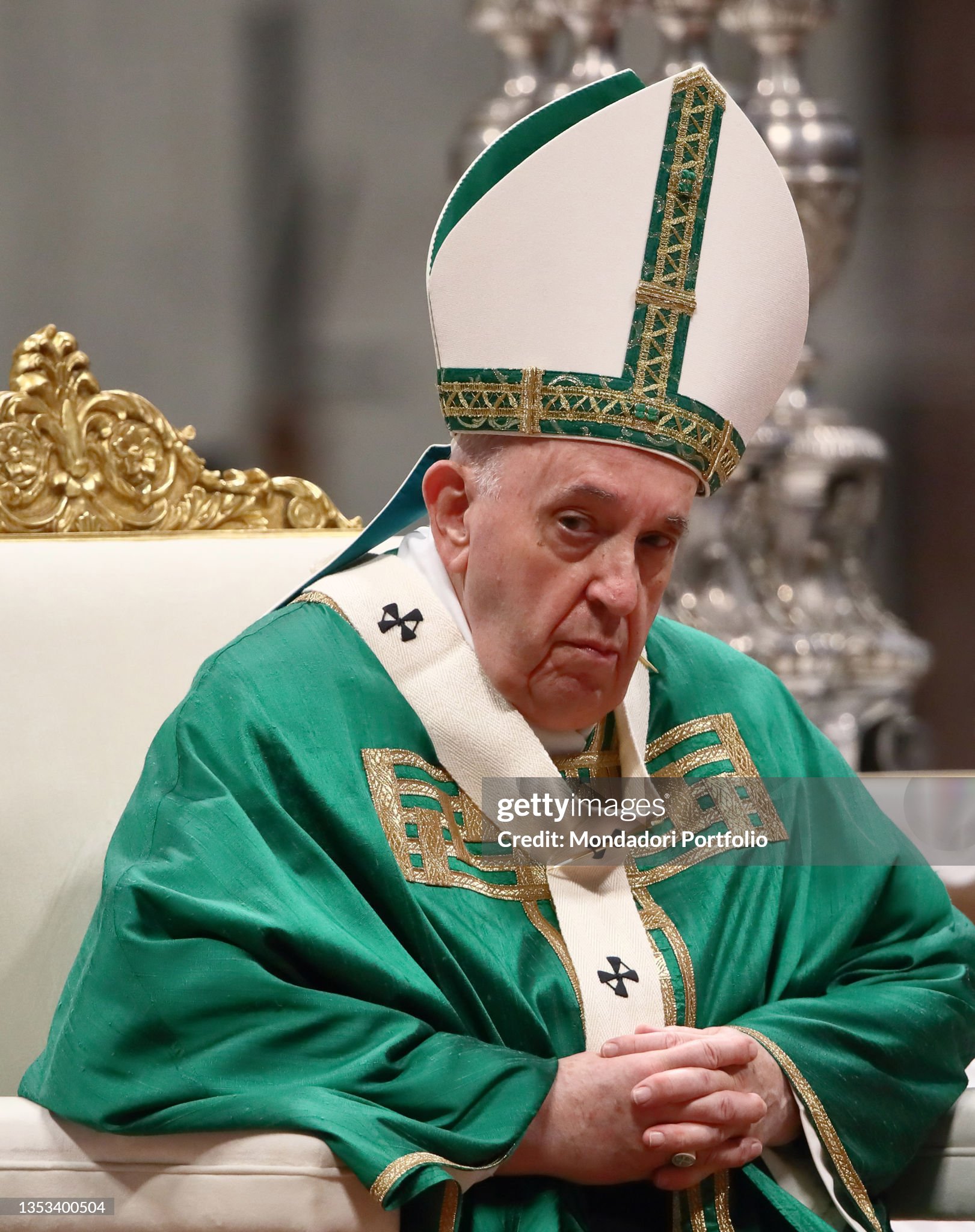 Elenco delle MITRE indossate da Papa Francesco