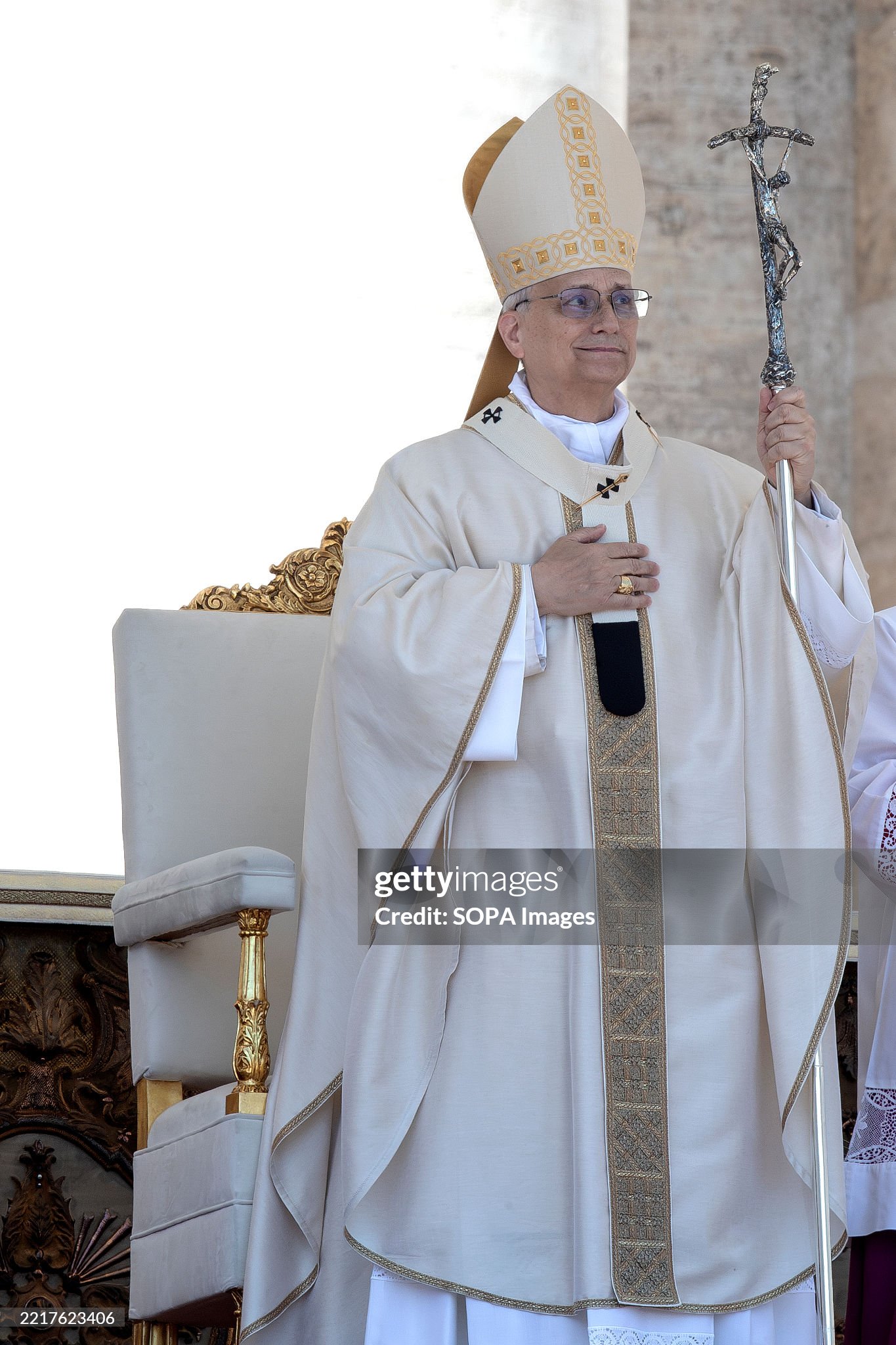 Celebrazioni Pontificie: elenco dei paramenti e dei paliotti